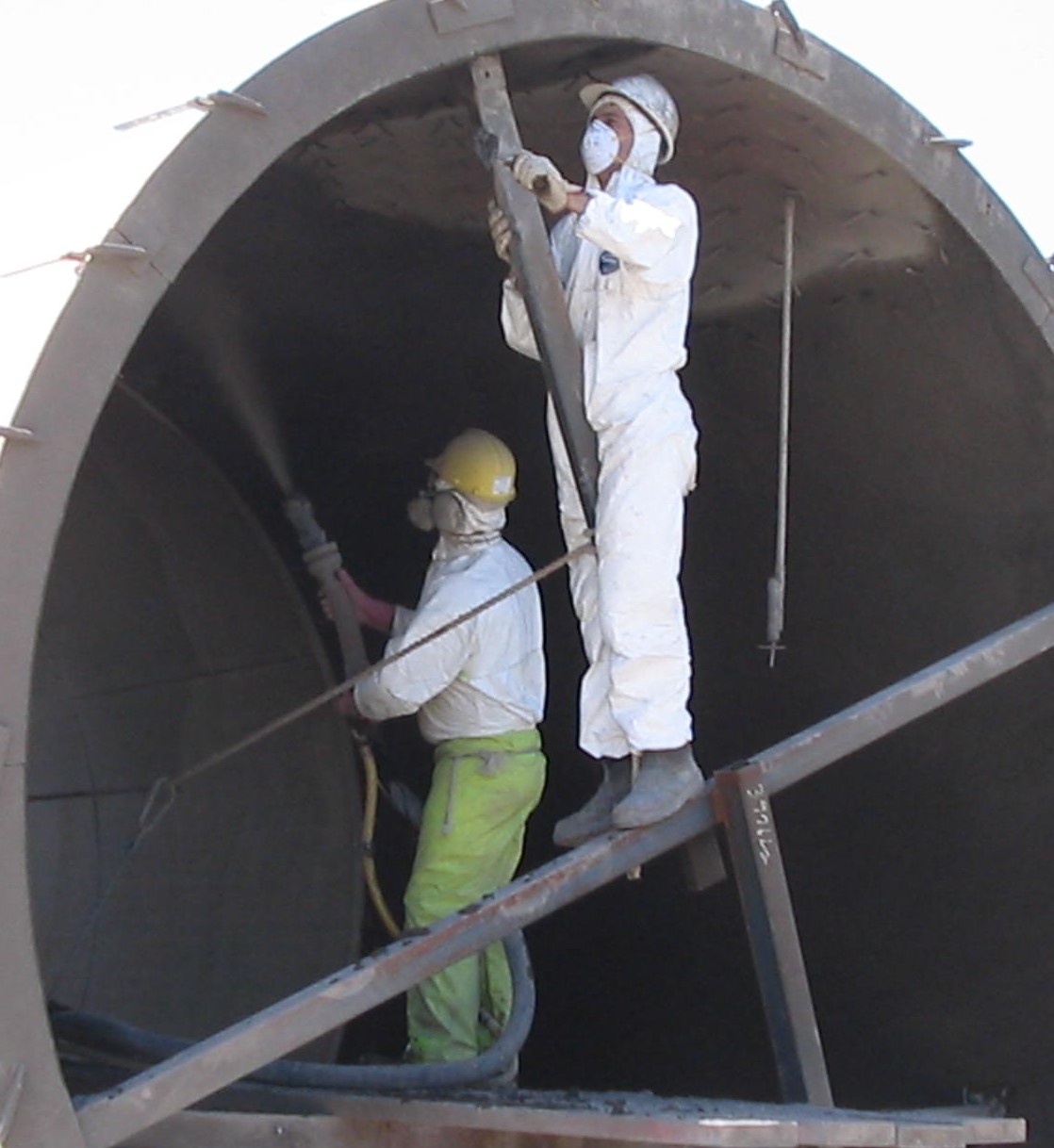 Gunite Applied Overhead – The Refractory hub